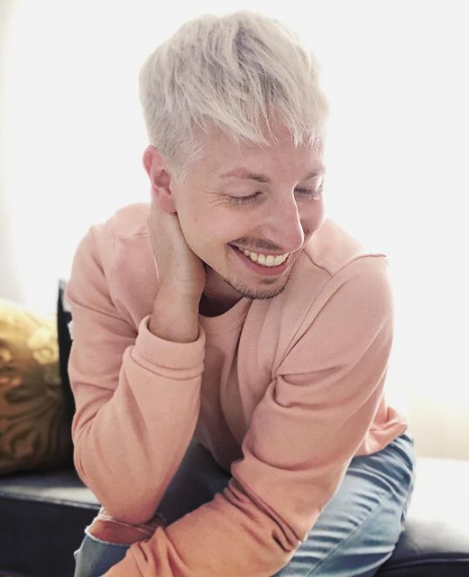 𝗔𝗻𝗼𝘁𝗵𝗲𝗿 𝗱𝗮𝘆 𝗶𝗻 𝘁𝗵𝗲 𝗵𝗼𝗺𝗲𝗼𝗳𝗳𝗶𝗰𝗲! Hallo allerseits. Ich hoffe, alle sind ...